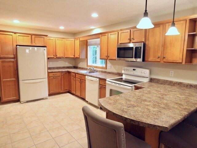house with 2 bedroom, East Bridgewater MA ES104189563
