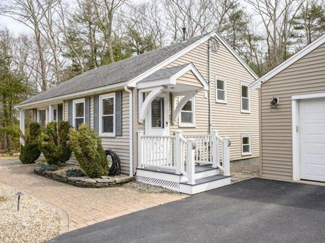 house with 2 bedroom, East Bridgewater MA ES103249965