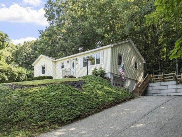 house with 2 bedroom, East Brookfield MA ES105096152