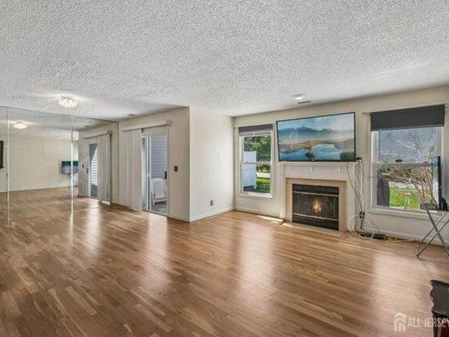 house with 2 bedroom, East Brunswick NJ DS102529788