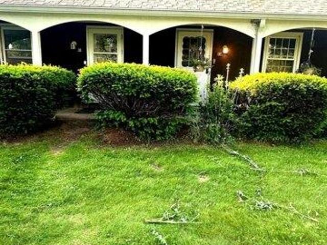 house with 2 bedroom, East Granby CT DLS103100075