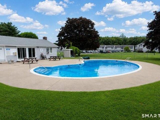 house with 2 bedroom, East Granby CT ES104153584