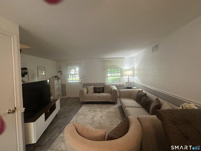 house with 2 bedroom, East Granby CT ES104812026