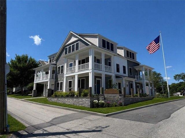 house with 2 bedroom, East Greenwich RI ES104152916