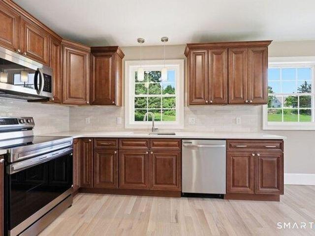 house with 2 bedroom, East Haddam CT ES103438592
