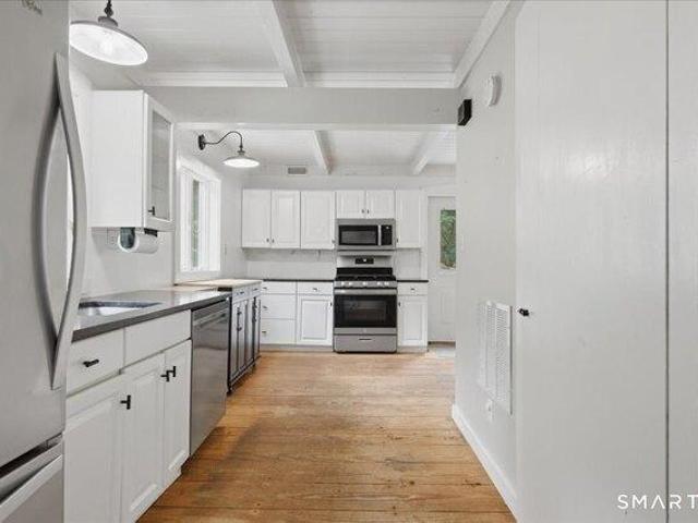 house with 2 bedroom, East Haddam CT ES105193222