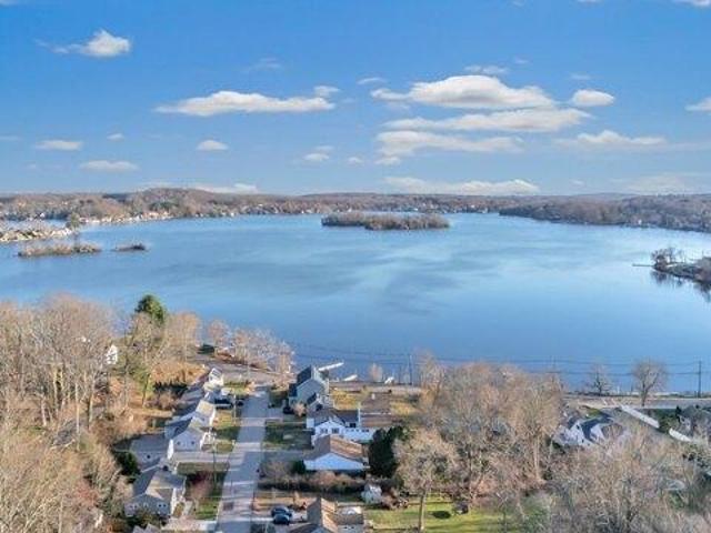 house with 2 bedroom, East Hampton CT DS102154038