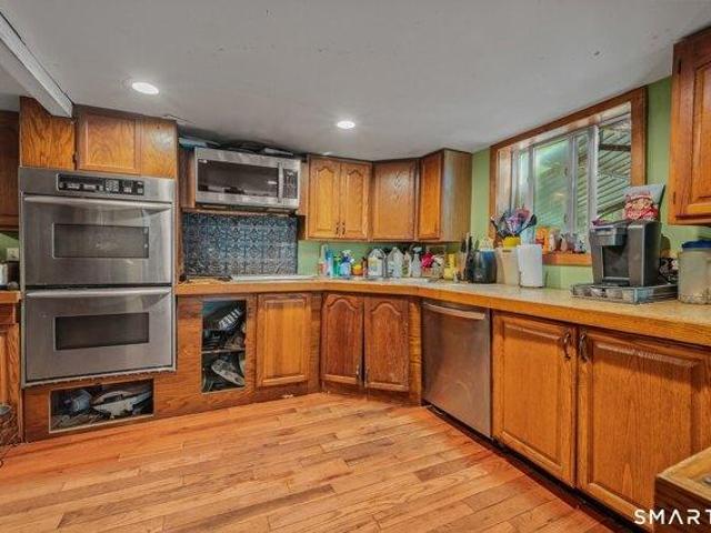 house with 2 bedroom, East Hampton CT ES105233185