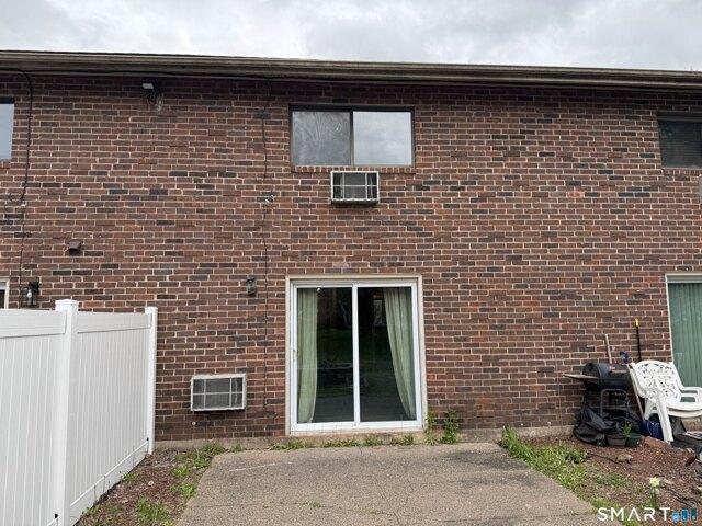 house with 2 bedroom, East Hartford CT DS102777860