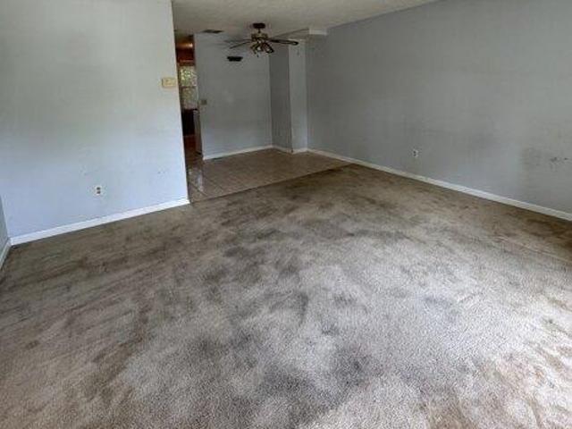 house with 2 bedroom, East Hartford CT ES104608399