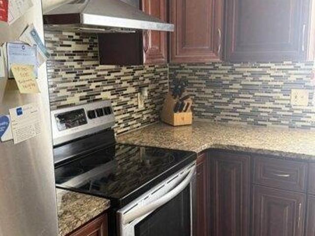 house with 2 bedroom, East Hartford CT ES105143670