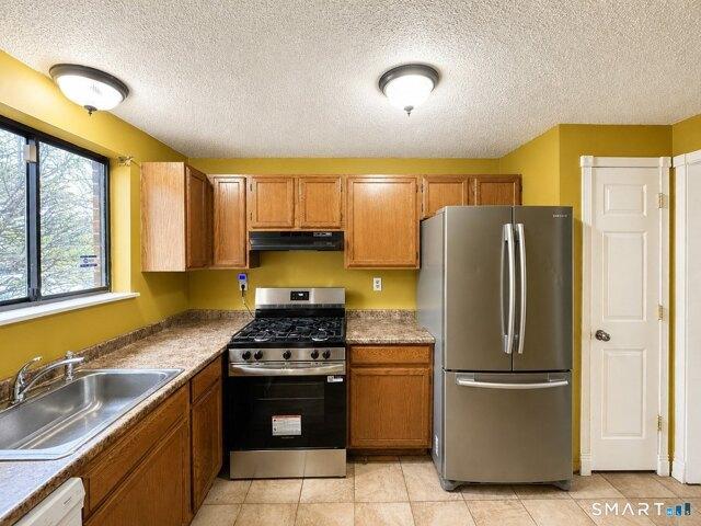 house with 2 bedroom, East Hartford CT ES105172005