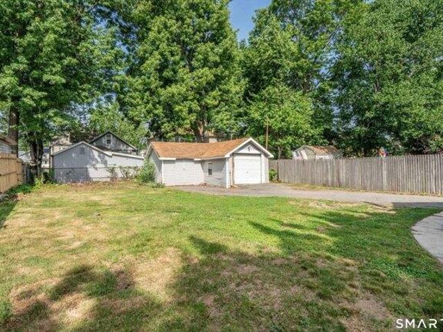 house with 2 bedroom, East Hartford CT ES105173947