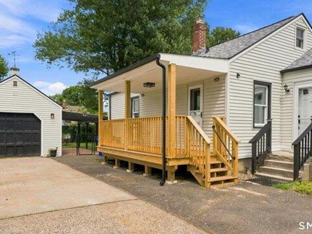 house with 2 bedroom, East Hartford CT ES105205050