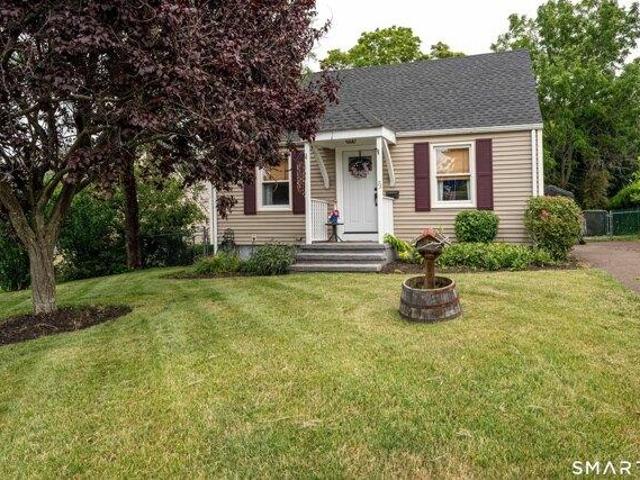 house with 2 bedroom, East Haven CT DS104234511