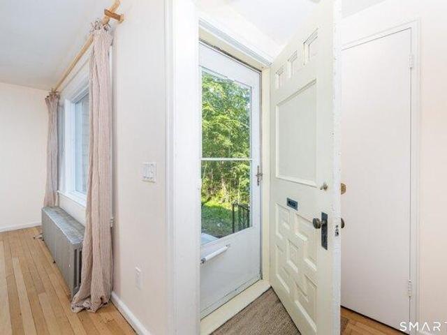 house with 2 bedroom, East Haven CT ES104189974