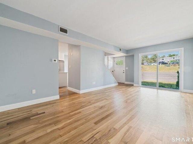house with 2 bedroom, East Haven CT ES104263656