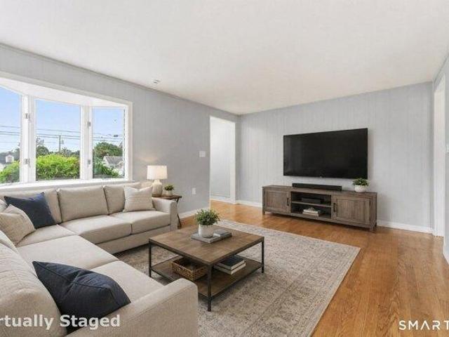 house with 2 bedroom, East Haven CT ES105172979
