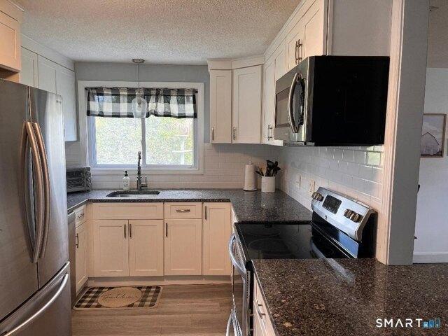 house with 2 bedroom, East Haven CT ES103160434