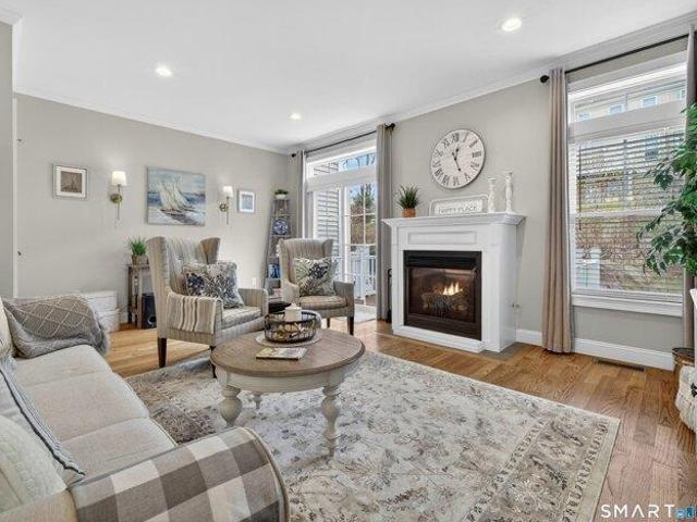 house with 2 bedroom, East Lyme CT DS103189161
