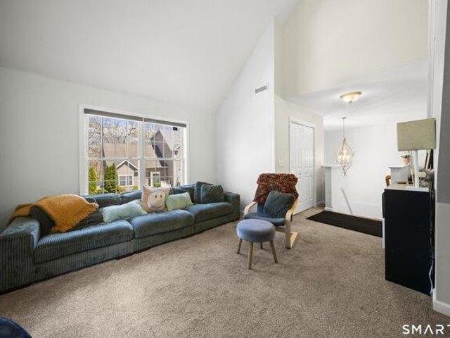 house with 2 bedroom, East Lyme CT ES102823988