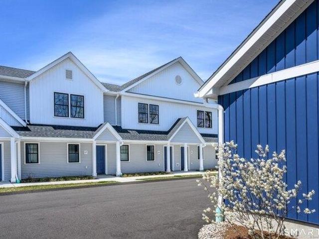 house with 2 bedroom, East Lyme CT ES104234274