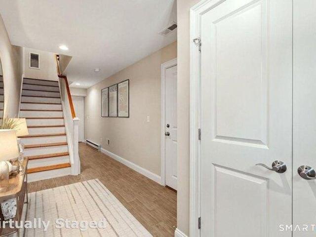house with 2 bedroom, East Lyme CT ES105105246