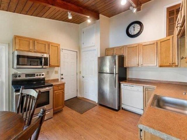 house with 2 bedroom, East Lyme CT ES105114455
