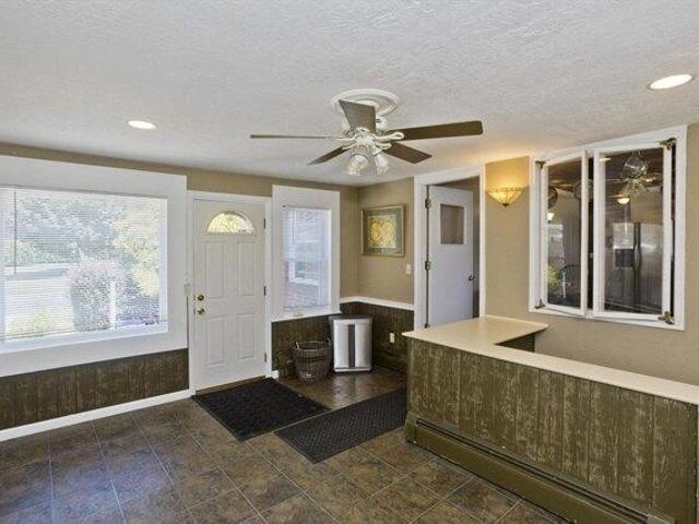 house with 2 bedroom, East Longmeadow MA ES104807885
