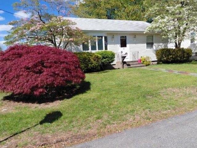 house with 2 bedroom, East Providence RI DLS102777392