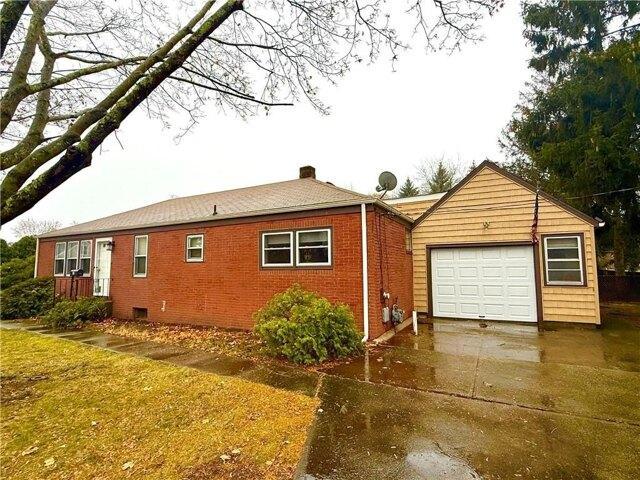 house with 2 bedroom, East Providence RI DS102061251