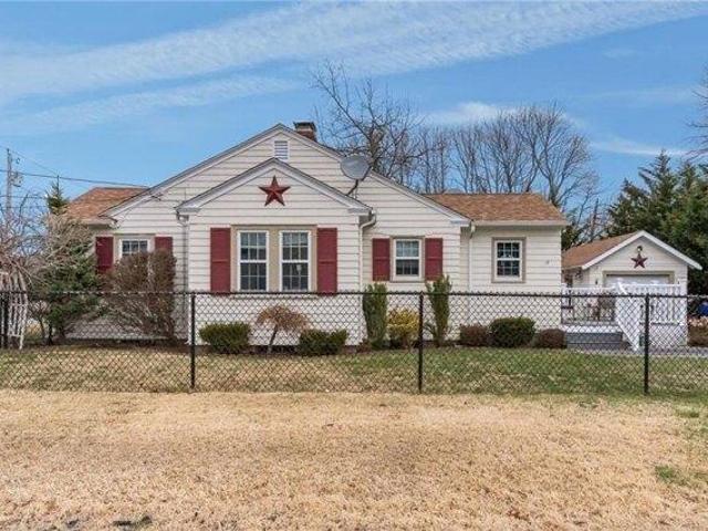 house with 2 bedroom, East Providence RI DS102064490