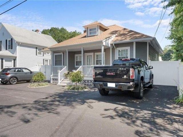 house with 2 bedroom, East Providence RI DS104329359