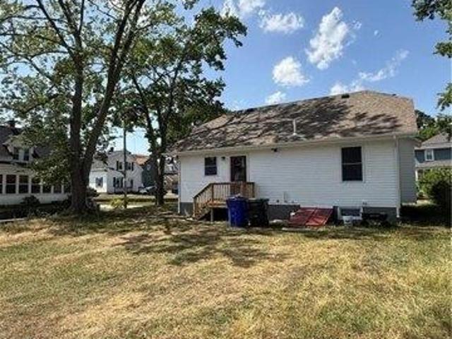 house with 2 bedroom, East Providence RI ES104848242