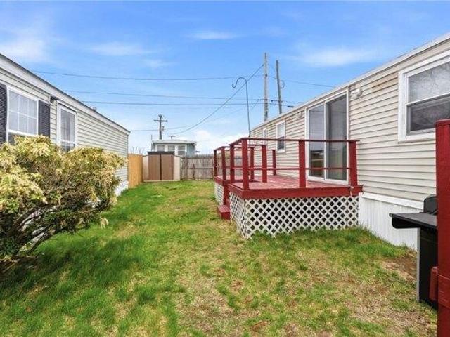 house with 2 bedroom, East Providence RI ES104332404