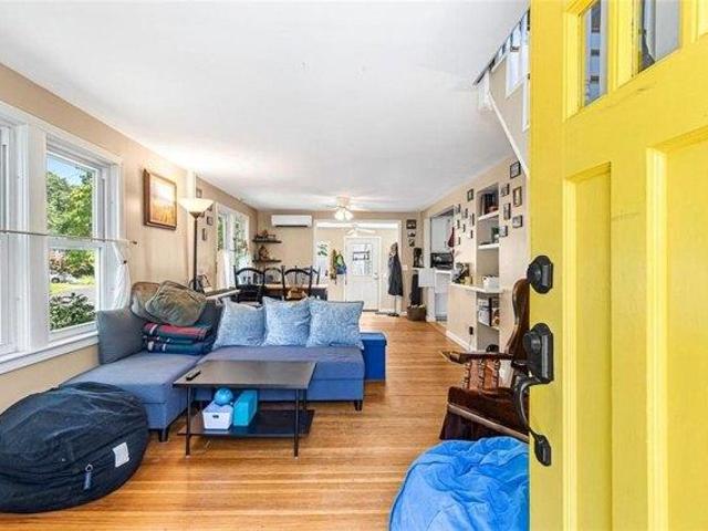 house with 2 bedroom, East Providence RI ES105112921