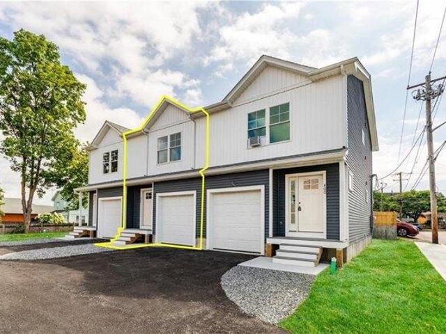 house with 2 bedroom, East Providence RI ES105140063
