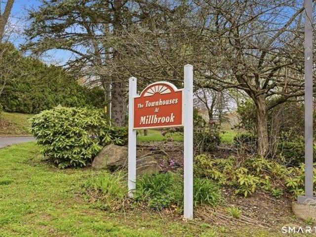house with 2 bedroom, East Windsor CT DS101897363