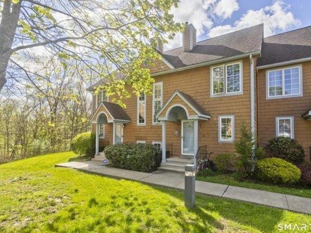 house with 2 bedroom, East Windsor CT DS103928462