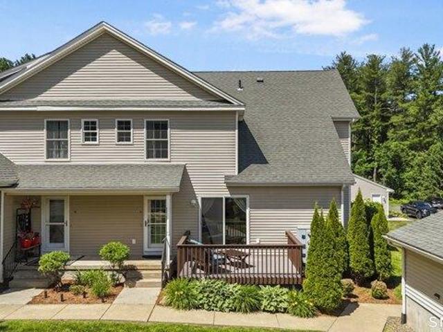 house with 2 bedroom, East Windsor CT DS103929987