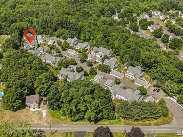house with 2 bedroom, East Windsor CT ES103929987