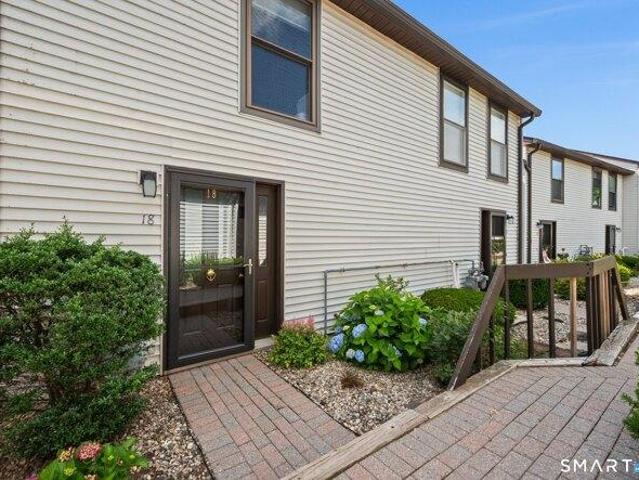 house with 2 bedroom, East Windsor CT ES104479386