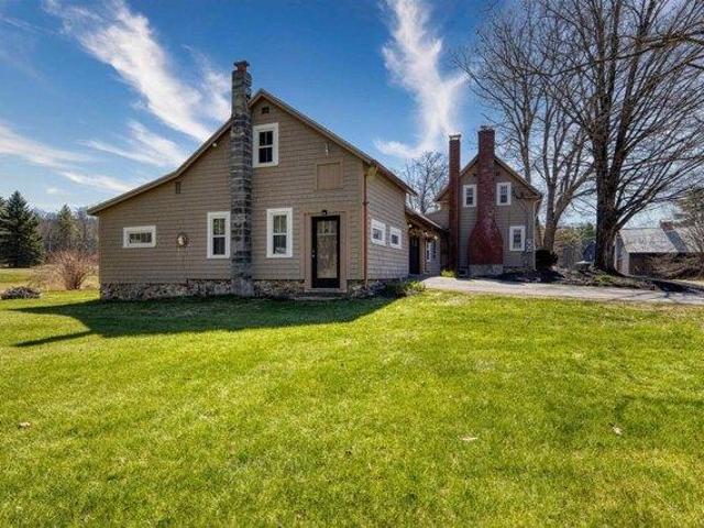 house with 2 bedroom, Effingham NH DS102217314
