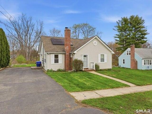 house with 2 bedroom, Enfield CT DLS102527830