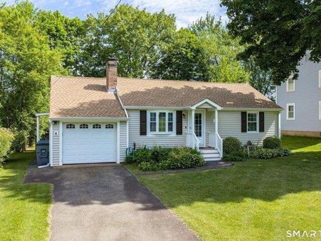 house with 2 bedroom, Enfield CT DS104078145