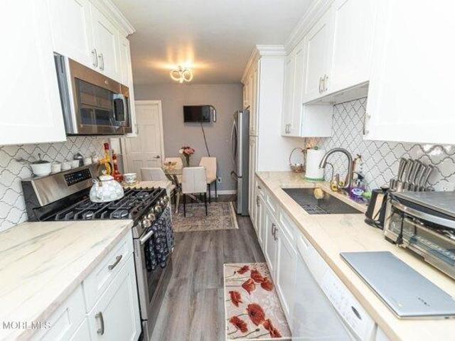 house with 2 bedroom, Englishtown NJ ES104567437