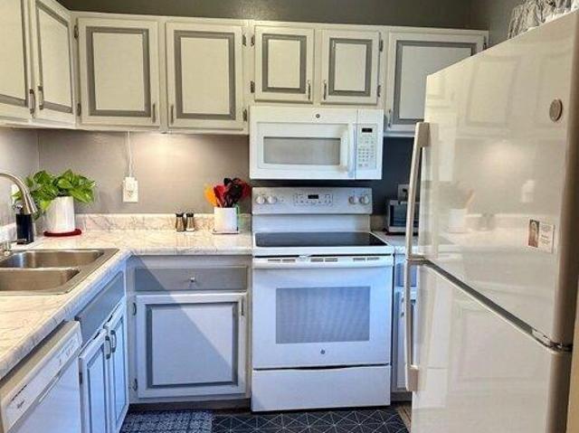house with 2 bedroom, Essex Junction VT DLS101999713