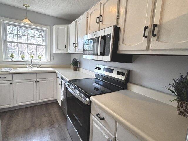 house with 2 bedroom, Essex Junction VT DLS102255786