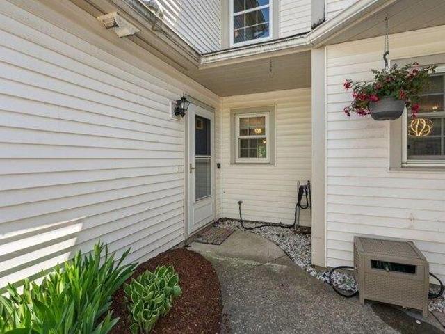 house with 2 bedroom, Essex Junction VT ES105174255