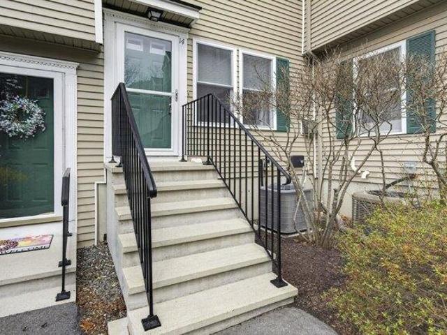 house with 2 bedroom, Exeter NH DS102632631